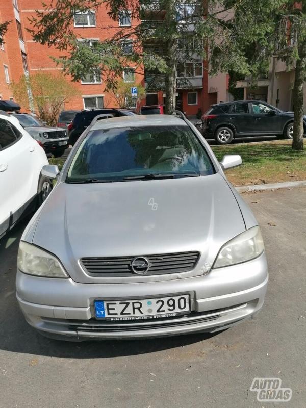 Grey Opel Astra 1999 in Vilnius, with an engine capacity of 2.00 L and mileage of 250 thousand km for 300 €, photo 2 on AUTOMOTO.COM.LV