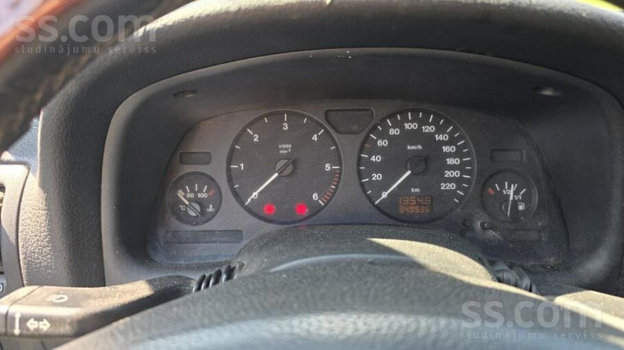 Pelēks Opel Astra 1999 Rēzekne, ar dzinēja tilpumu 2.00 L un nobraukumu 350 tūkst. km par 1000 €, foto 5 vietnē AUTOMOTO.COM.LV