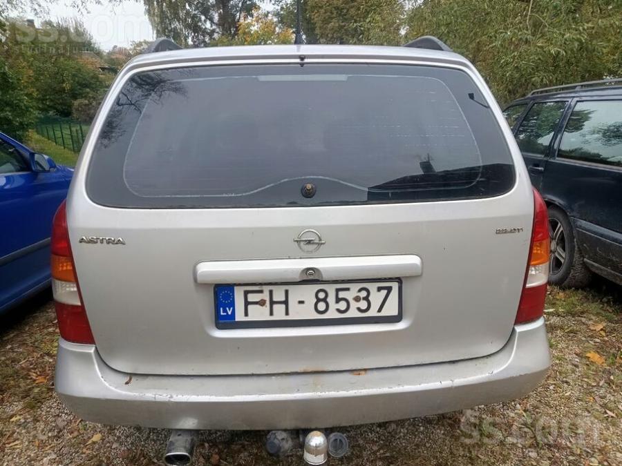 Grey Opel Astra 1999 in Tukums, with an engine capacity of 2.00 L and mileage of 385 thousand km for 350 €, photo 8 on AUTOMOTO.COM.LV