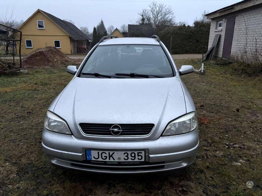 Pelēks Opel Astra 2000 Kupiškis, ar dzinēja tilpumu 2.00 L un nobraukumu 387 tūkst. km par 650 €, foto 1 vietnē AUTOMOTO.COM.LV
