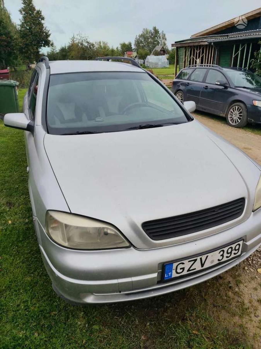 Pelēks Opel Astra 2000 Biržai, ar dzinēja tilpumu 1.70 L un nobraukumu 240 tūkst. km par 650 €, foto 1 vietnē AUTOMOTO.COM.LV