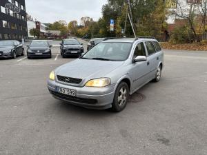 Grey Opel Astra 2000 in Vilnius, with an engine capacity of 1.60 L and mileage of 220 thousand km for 760 €, photo  on AUTOMOTO.COM.LV