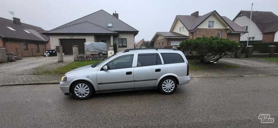 Grey Opel Astra 2002 in Silale, with an engine capacity of 1.60 L and mileage of 244 thousand km for 950 €, photo 1 on AUTOMOTO.COM.LV