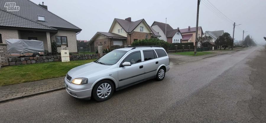 Grey Opel Astra 2002 in Silale, with an engine capacity of 1.60 L and mileage of 244 thousand km for 950 €, photo 5 on AUTOMOTO.COM.LV