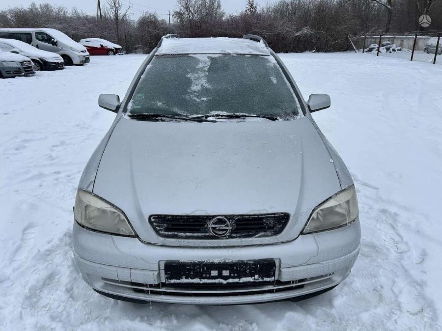 Grey Opel Astra 2002 in Vilkaviskis, with an engine capacity of 1.60 L and mileage of 160 thousand km for 850 €, photo 2 on AUTOMOTO.COM.LV