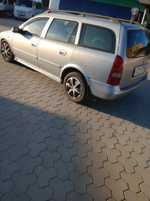 Pelēks Opel Astra 2002 Šalčininkai, ar dzinēja tilpumu 2.00 L un nobraukumu 360 tūkst. km par 500 €, foto 3 vietnē AUTOMOTO.COM.LV