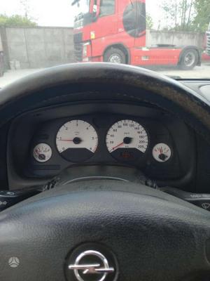 Pelēks Opel Astra 2002 Šalčininkai, ar dzinēja tilpumu 2.00 L un nobraukumu 360 tūkst. km par 500 €, foto 6 vietnē AUTOMOTO.COM.LV