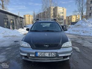 Grey Opel Astra 2003 in Panevezys, with an engine capacity of 1.70 L and mileage of 250 thousand km for 450 €, photo 2 on AUTOMOTO.COM.LV