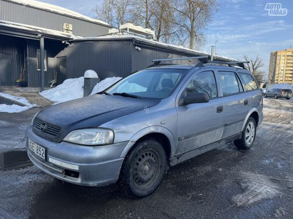 Grey Opel Astra 2003 in Panevezys, with an engine capacity of 1.70 L and mileage of 252 thousand km for 400 €, photo 3 on AUTOMOTO.COM.LV