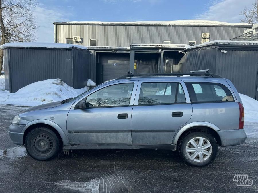 Pelēks Opel Astra 2003 Panevēža, ar dzinēja tilpumu 1.70 L un nobraukumu 256 tūkst. km par 400 €, foto 5 vietnē AUTOMOTO.COM.LV
