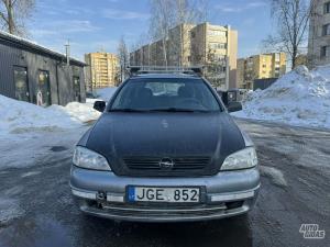 Grey Opel Astra 2003 in Panevezys, with an engine capacity of 1.70 L and mileage of 252 thousand km for 350 €, photo 3 on AUTOMOTO.COM.LV