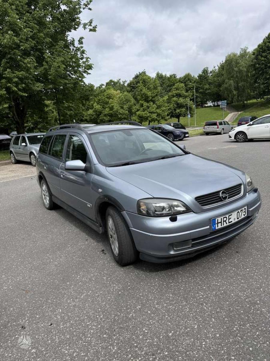 Pelēks Opel Astra 2003 Viļņa, ar dzinēja tilpumu 2.00 L un nobraukumu 275 tūkst. km par 500 €, foto 1 vietnē AUTOMOTO.COM.LV
