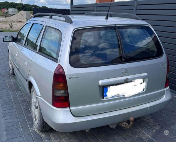 Grey Opel Astra 2003 in Kaunas, with an engine capacity of 2.20 L and mileage of 452 thousand km for 500 €, photo 3 on AUTOMOTO.COM.LV