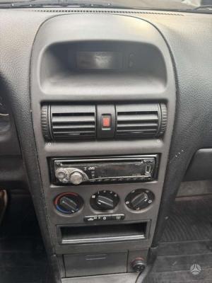 Grey Opel Astra 2003 in Alytus, with an engine capacity of 2.00 L and mileage of 308 thousand km for 1000 €, photo 18 on AUTOMOTO.COM.LV