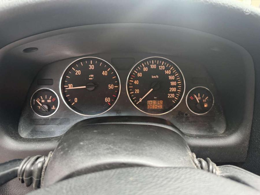 Grey Opel Astra 2003 in Alytus, with an engine capacity of 2.00 L and mileage of 308 thousand km for 1000 €, photo 20 on AUTOMOTO.COM.LV