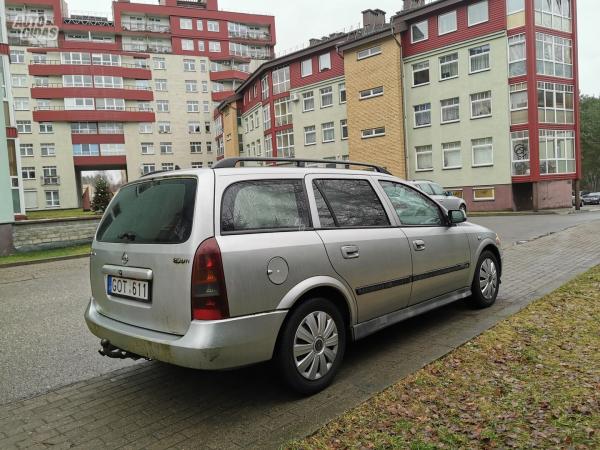 Pelēks Opel Astra 2004 Viļņa, ar dzinēja tilpumu 2.00 L un nobraukumu 300 tūkst. km par 350 €, foto 3 vietnē AUTOMOTO.COM.LV