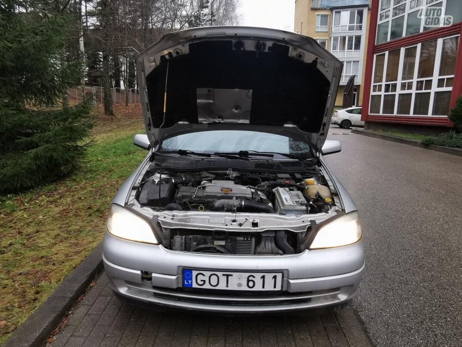 Grey Opel Astra 2004 in Vilnius, with an engine capacity of 2.00 L and mileage of 300 thousand km for 350 €, photo 14 on AUTOMOTO.COM.LV