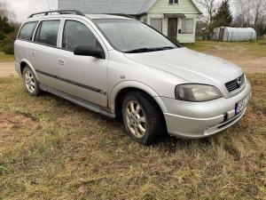 Grey Opel Astra 2004 in Vilnius, with an engine capacity of 2.00 L and mileage of 330 thousand km for 320 €, photo 3 on AUTOMOTO.COM.LV