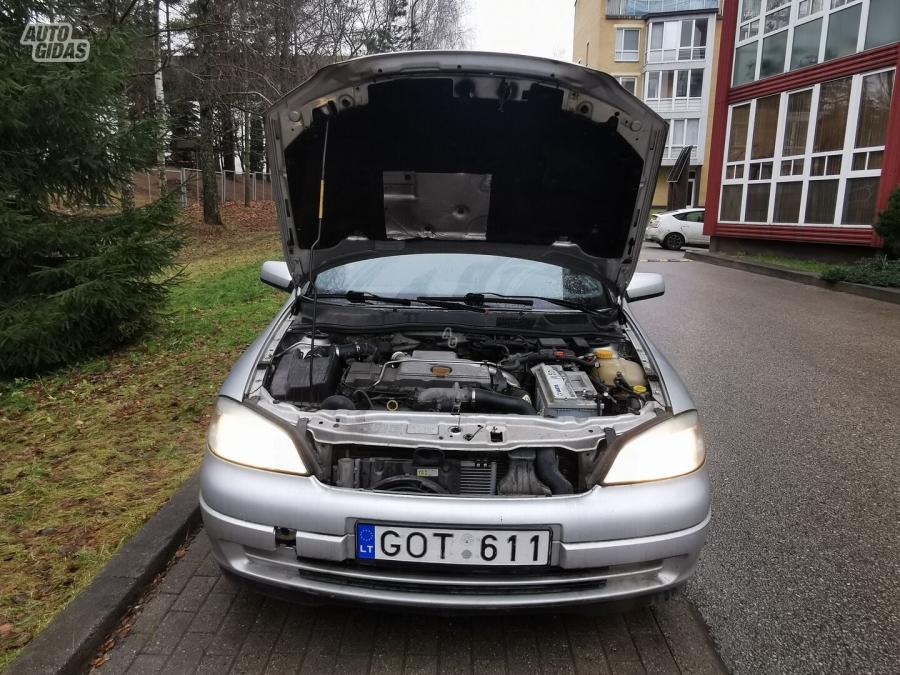 Grey Opel Astra 2004 in Vilnius, with an engine capacity of 2.00 L and mileage of 300 thousand km for 380 €, photo 12 on AUTOMOTO.COM.LV