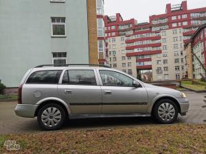 Grey Opel Astra 2004 in Vilnius, with an engine capacity of 2.00 L and mileage of 300 thousand km for 350 €, photo 2 on AUTOMOTO.COM.LV