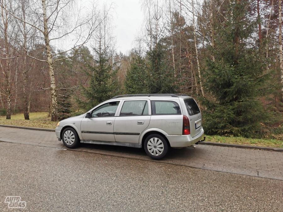 Grey Opel Astra 2004 in Vilnius, with an engine capacity of 2.00 L and mileage of 300 thousand km for 350 €, photo 4 on AUTOMOTO.COM.LV