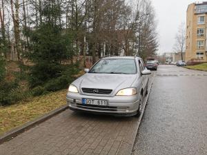 Grey Opel Astra 2004 in Vilnius, with an engine capacity of 2.00 L and mileage of 300 thousand km for 350 €, photo 5 on AUTOMOTO.COM.LV