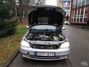 Grey Opel Astra 2004 in Vilnius, with an engine capacity of 2.00 L and mileage of 300 thousand km for 350 €, photo 14 on AUTOMOTO.COM.LV