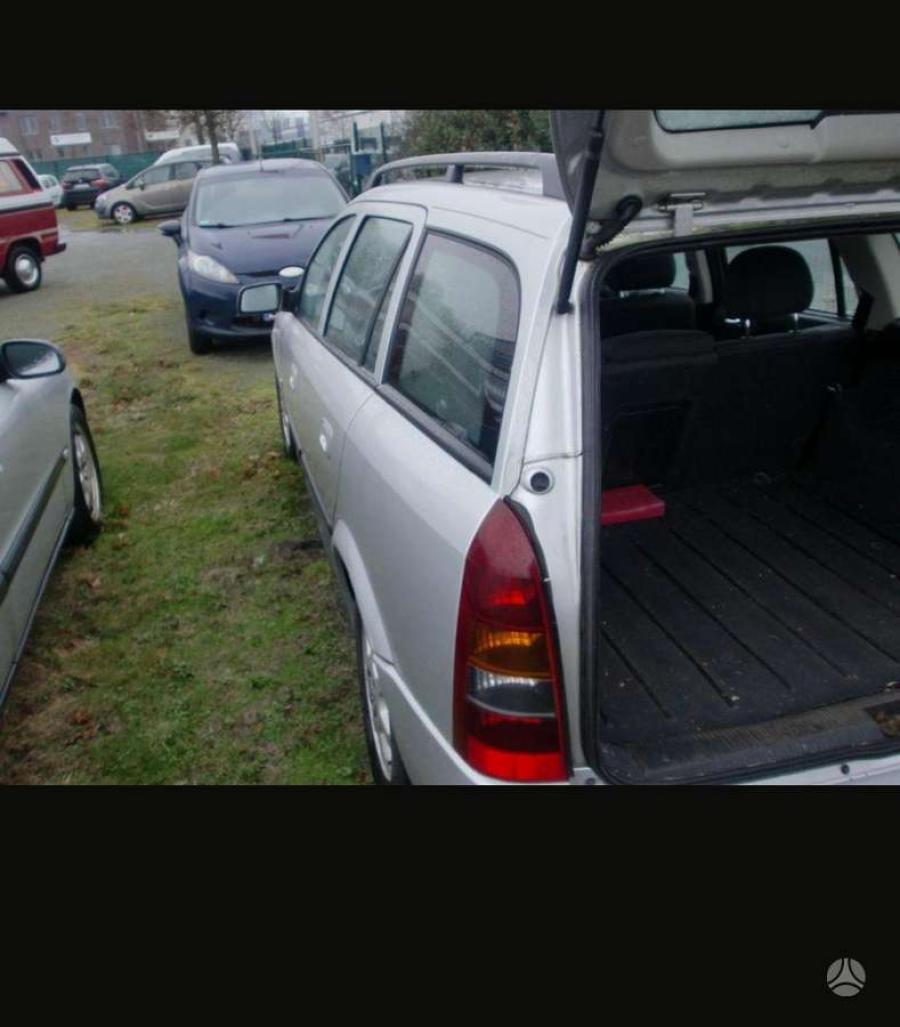 Grey Opel Astra 2004 in Marijampole, with an engine capacity of 1.60 L and mileage of 80 thousand km for 1000 €, photo 5 on AUTOMOTO.COM.LV