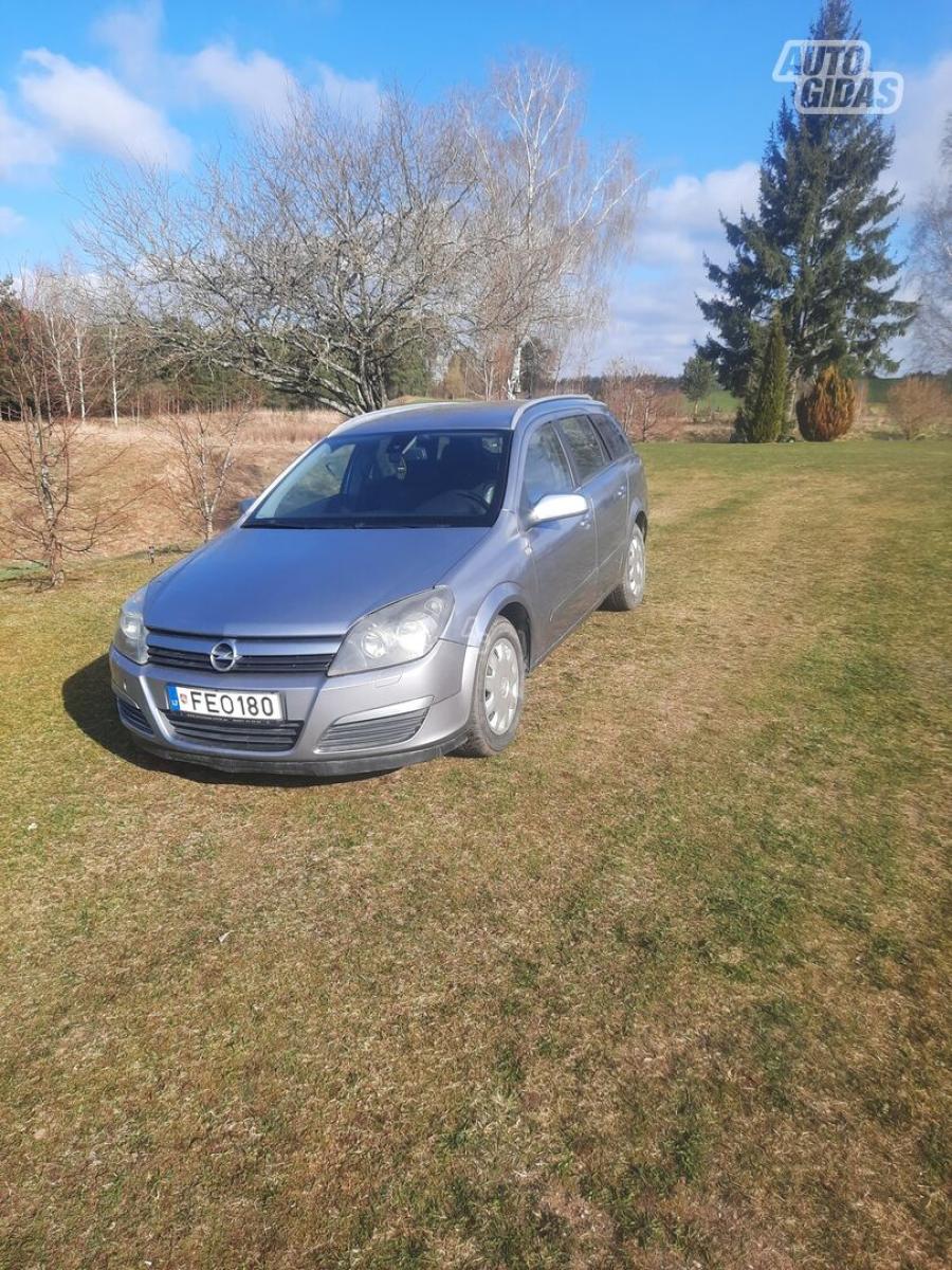 Pelēks Opel Astra 2004 Alīta, ar dzinēja tilpumu 1.70 L un nobraukumu 290 tūkst. km par 950 €, foto 5 vietnē AUTOMOTO.COM.LV