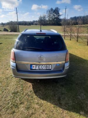 Pelēks Opel Astra 2004 Alīta, ar dzinēja tilpumu 1.70 L un nobraukumu 290 tūkst. km par 950 €, foto 7 vietnē AUTOMOTO.COM.LV