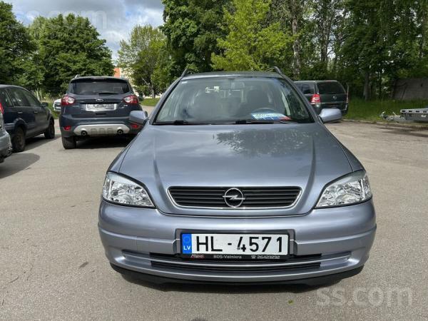 Серый Опель Астра 2004 в Лимбажи, объемом двигателя 1.60 л и пробегом 279 тыс. км за 1950 €, фото 2 на AUTOMOTO.COM.LV