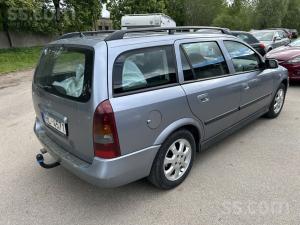 Grey Opel Astra 2004 in Limbazi, with an engine capacity of 1.60 L and mileage of 279 thousand km for 1950 €, photo 5 on AUTOMOTO.COM.LV