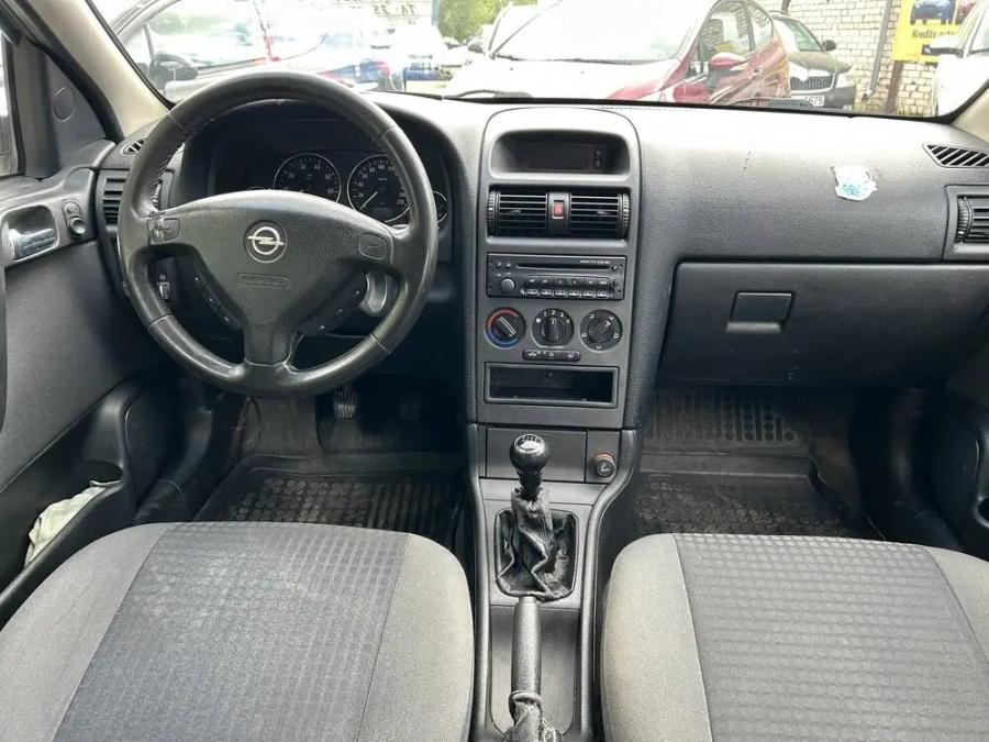 Pelēks Opel Astra 2004 Limbaži, ar dzinēja tilpumu 1.60 L un nobraukumu 279 tūkst. km par 1950 €, foto 8 vietnē AUTOMOTO.COM.LV
