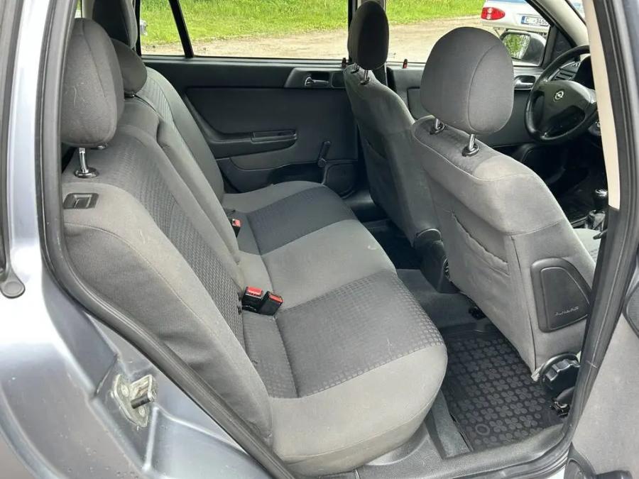 Pelēks Opel Astra 2004 Limbaži, ar dzinēja tilpumu 1.60 L un nobraukumu 279 tūkst. km par 1950 €, foto 10 vietnē AUTOMOTO.COM.LV