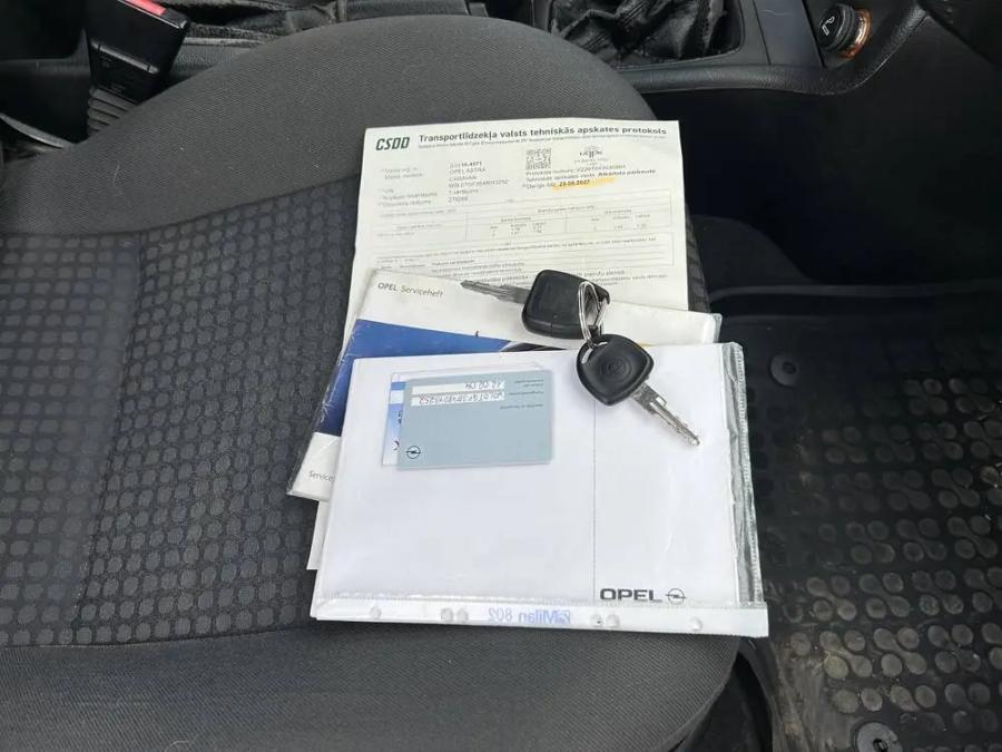 Pelēks Opel Astra 2004 Limbaži, ar dzinēja tilpumu 1.60 L un nobraukumu 279 tūkst. km par 1950 €, foto 11 vietnē AUTOMOTO.COM.LV