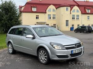 Grey Opel Astra 2004 in Riga, with an engine capacity of 1.70 L and mileage of 294 thousand km for 1270 €, photo  on AUTOMOTO.COM.LV