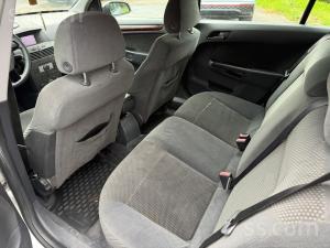 Pelēks Opel Astra 2004 Rīga, ar dzinēja tilpumu 1.70 L un nobraukumu 294 tūkst. km par 1270 €, foto 9 vietnē AUTOMOTO.COM.LV