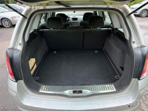 Pelēks Opel Astra 2004 Rīga, ar dzinēja tilpumu 1.70 L un nobraukumu 294 tūkst. km par 1270 €, foto 13 vietnē AUTOMOTO.COM.LV