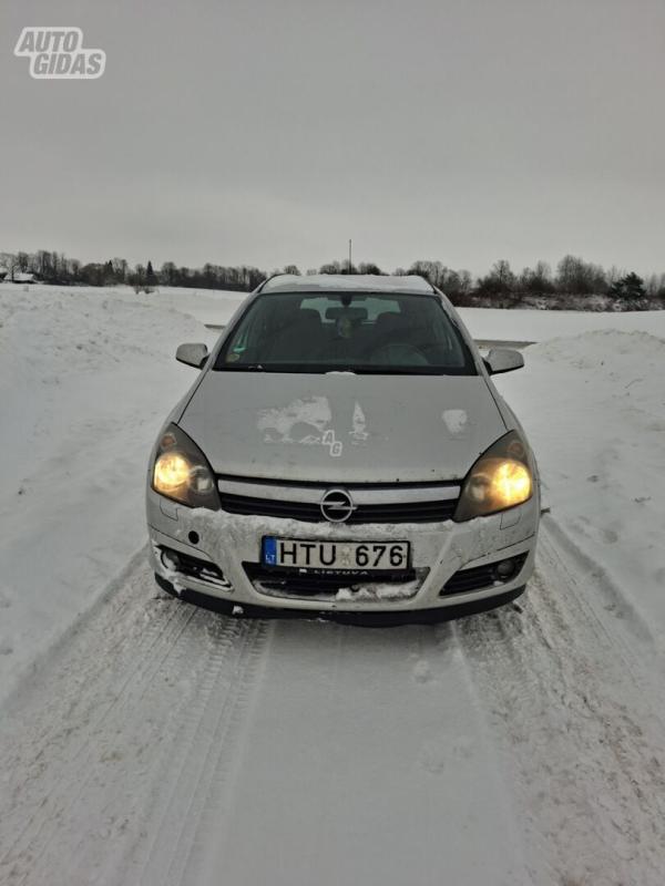 Pelēks Opel Astra 2005 Kretinga, ar dzinēja tilpumu 1.90 L un nobraukumu 434 tūkst. km par 600 €, foto 1 vietnē AUTOMOTO.COM.LV