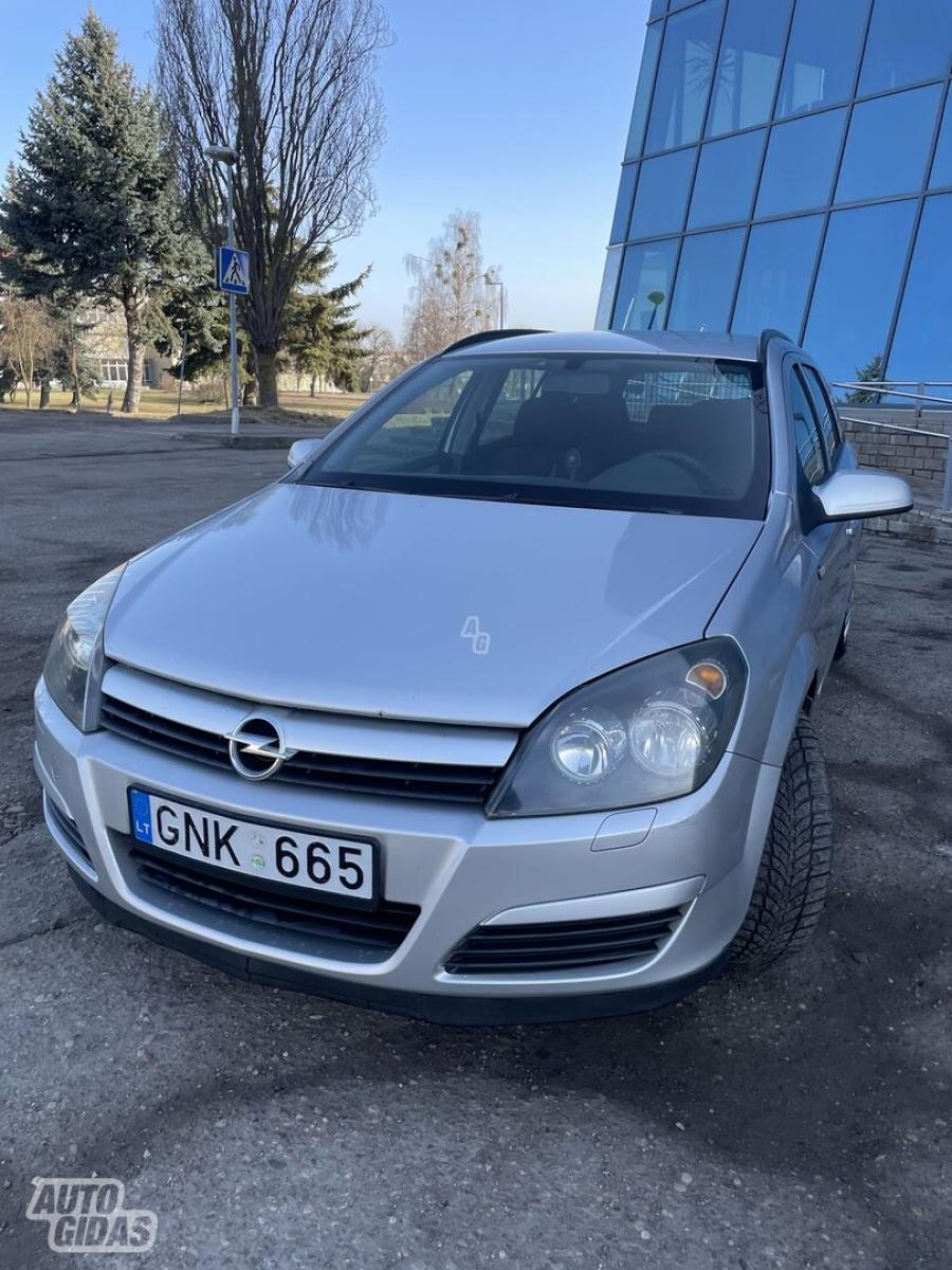 Grey Opel Astra 2005 in Alytus, with an engine capacity of 1.70 L and mileage of 270 thousand km for 1450 €, photo 3 on AUTOMOTO.COM.LV