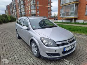 Pelēks Opel Astra 2005 Klaipėda, ar dzinēja tilpumu 1.90 L un nobraukumu 435 tūkst. km par 750 €, foto 5 vietnē AUTOMOTO.COM.LV