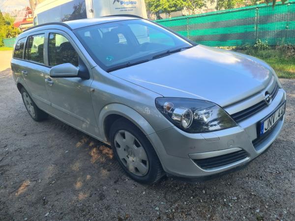 Grey Opel Astra 2005 in Klaipeda, with an engine capacity of 1.80 L and mileage of 248 thousand km for 850 €, photo 7 on AUTOMOTO.COM.LV