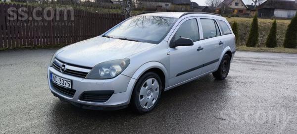 Pelēks Opel Astra 2005 Valka, ar dzinēja tilpumu 1.90 L un nobraukumu 437 tūkst. km par 1450 €, foto 2 vietnē AUTOMOTO.COM.LV