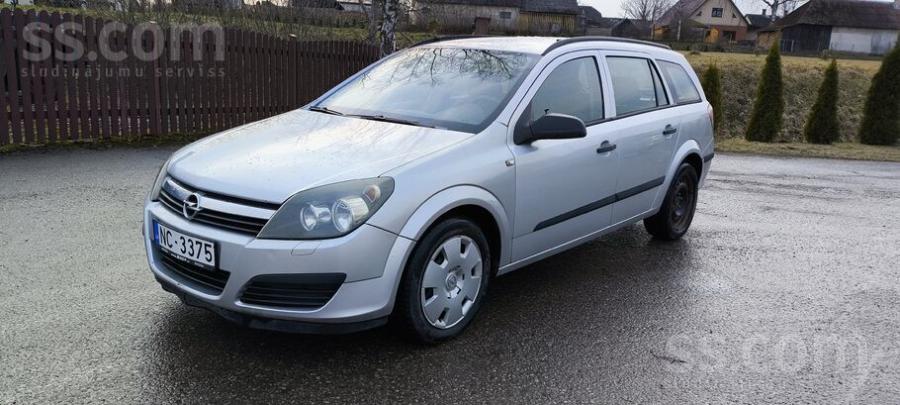 Pelēks Opel Astra 2005 Valka, ar dzinēja tilpumu 1.90 L un nobraukumu 438 tūkst. km par 1250 €, foto 3 vietnē AUTOMOTO.COM.LV