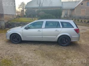Pelēks Opel Astra 2005 Valmiera, ar dzinēja tilpumu 1.70 L un nobraukumu 300 tūkst. km par 880 €, foto 3 vietnē AUTOMOTO.COM.LV