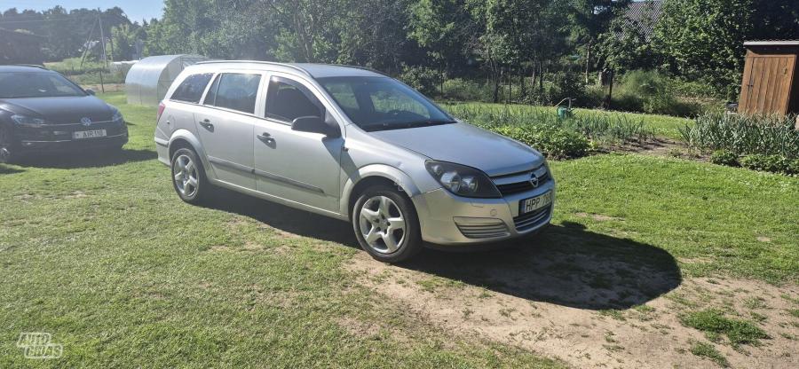 Pelēks Opel Astra 2005 Šakiai, ar dzinēja tilpumu 1.90 L un nobraukumu 300 tūkst. km par 500 €, foto 3 vietnē AUTOMOTO.COM.LV
