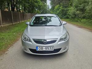 Pelēks Opel Astra 2005 Jēkabpils, ar dzinēja tilpumu 1.70 L un nobraukumu 224 tūkst. km par 3990 €, foto 4 vietnē AUTOMOTO.COM.LV