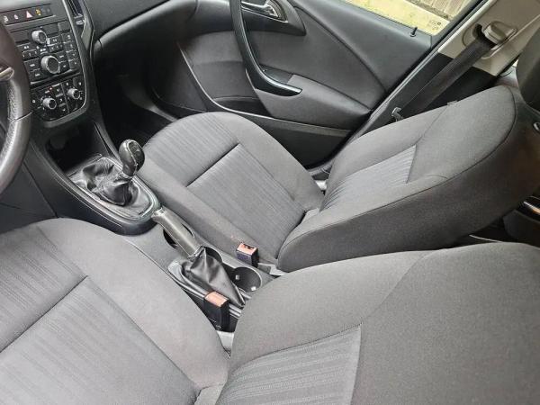 Pelēks Opel Astra 2005 Jēkabpils, ar dzinēja tilpumu 1.70 L un nobraukumu 224 tūkst. km par 3990 €, foto 10 vietnē AUTOMOTO.COM.LV