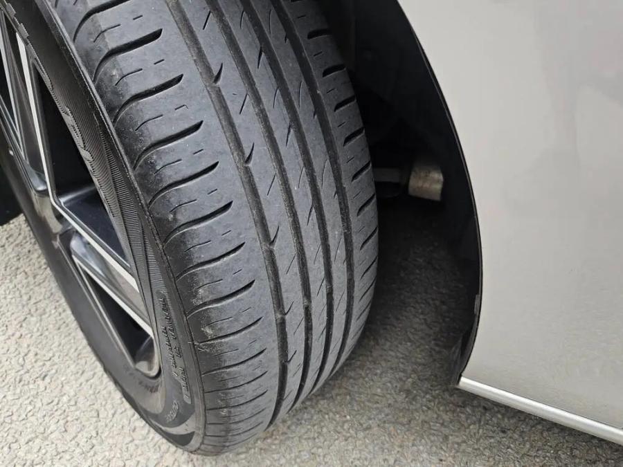 Pelēks Opel Astra 2005 Jēkabpils, ar dzinēja tilpumu 1.70 L un nobraukumu 224 tūkst. km par 3990 €, foto 18 vietnē AUTOMOTO.COM.LV