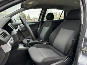 Pelēks Opel Astra 2005 Jelgava, ar dzinēja tilpumu 1.60 L un nobraukumu 172 tūkst. km par 2950 €, foto 9 vietnē AUTOMOTO.COM.LV